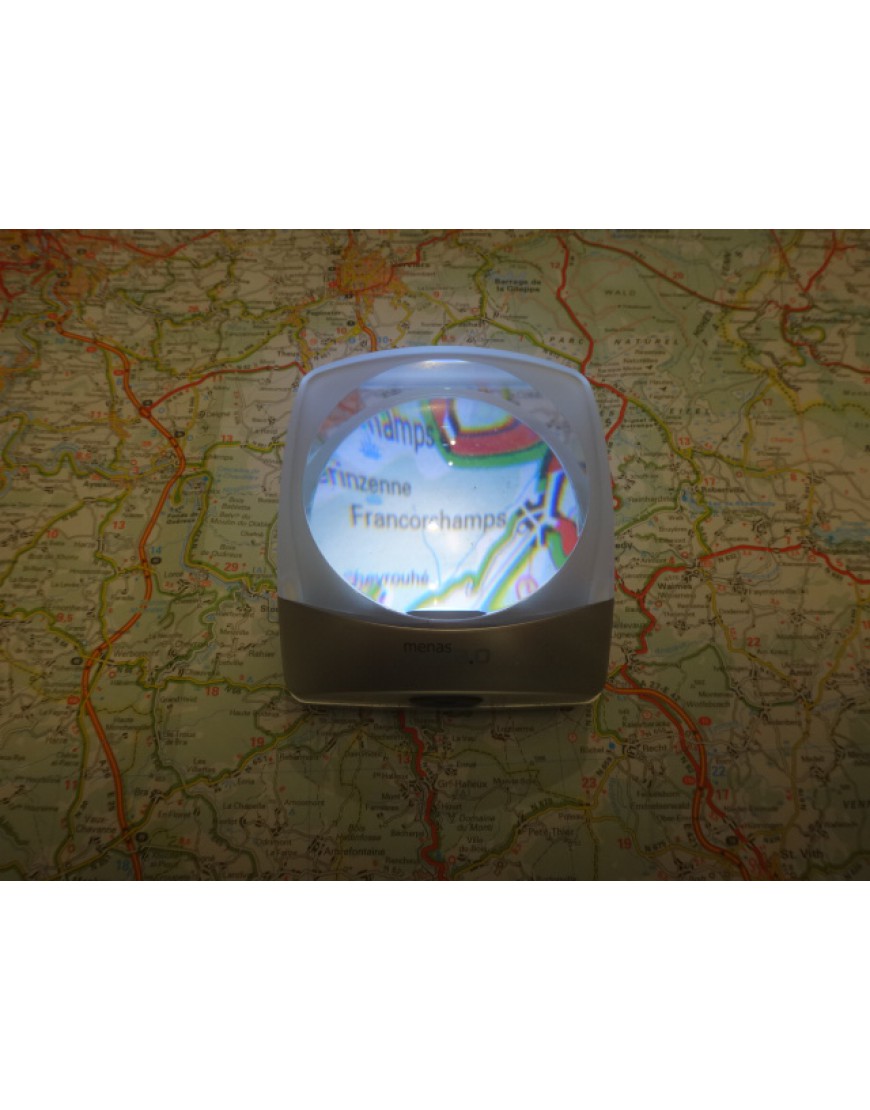 IR239 PROFESSIONAL MAP LENS WITH LED LIGHT